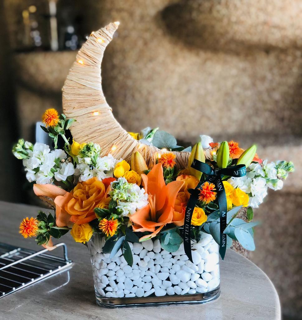 Ramadan Crescent Vase - After Rain